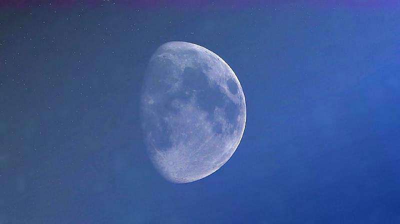 早期地球没海洋?科学家月球新发现,证实地球曾是“旱”行星!