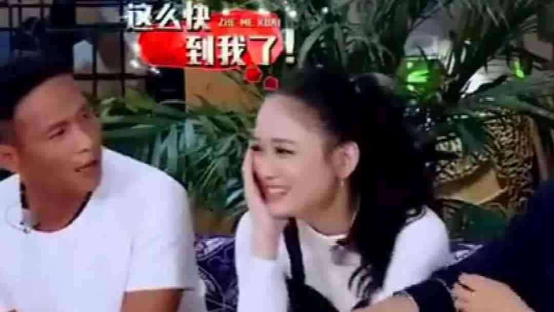 谢娜上演娜式模仿法, 赵丽颖和宋小宝也难逃其手, 眼泪都笑出来了