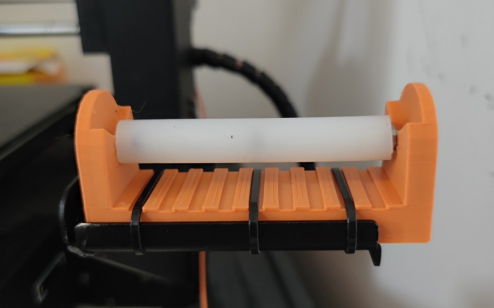 一个简易的3D打印机耗材支架