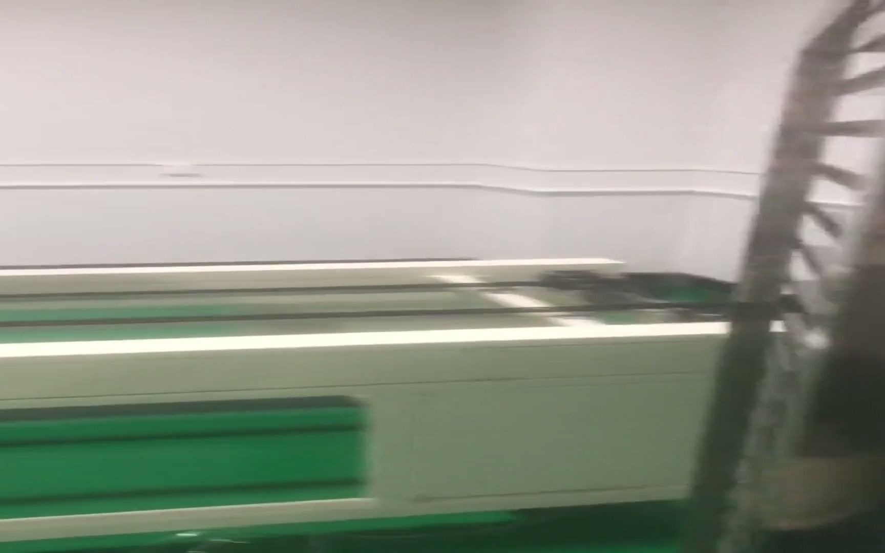 平板在线往复自动喷漆机,喷涂 浙江#喷漆设备,自动化喷涂设备