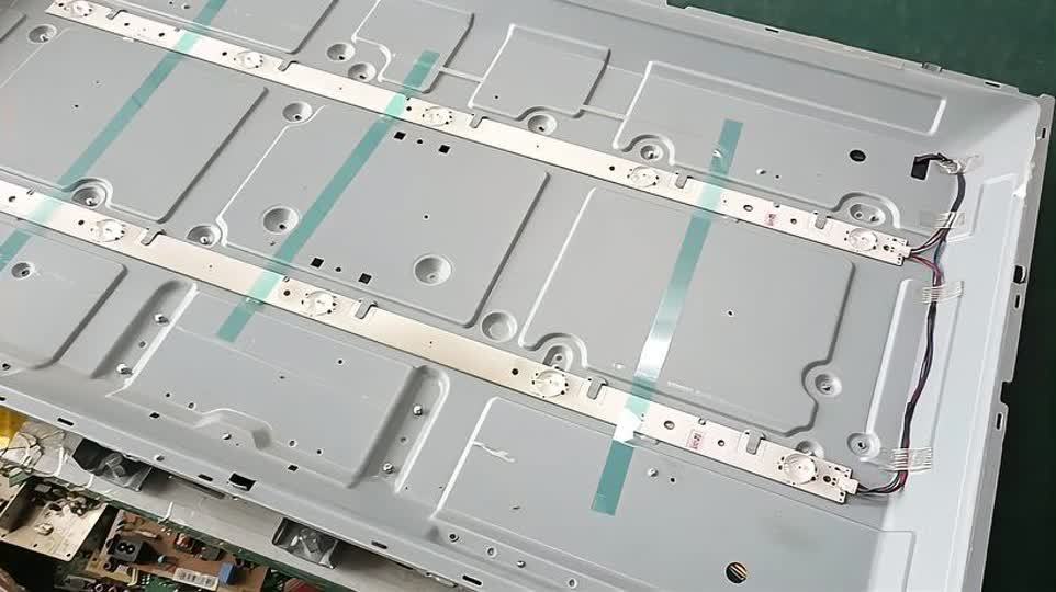 海信32寸液晶电视,图像发蓝色图像,需要更换这个