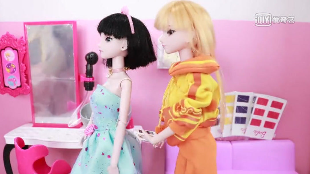 绒绒兔玩具:叶罗丽公主理发店剪掉长发!