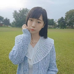 手工画画的金子 