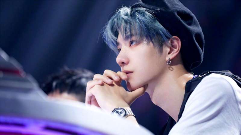 连更6天微博,王一博一天一个资源连官宣!喷子坐不住甩料按头黑