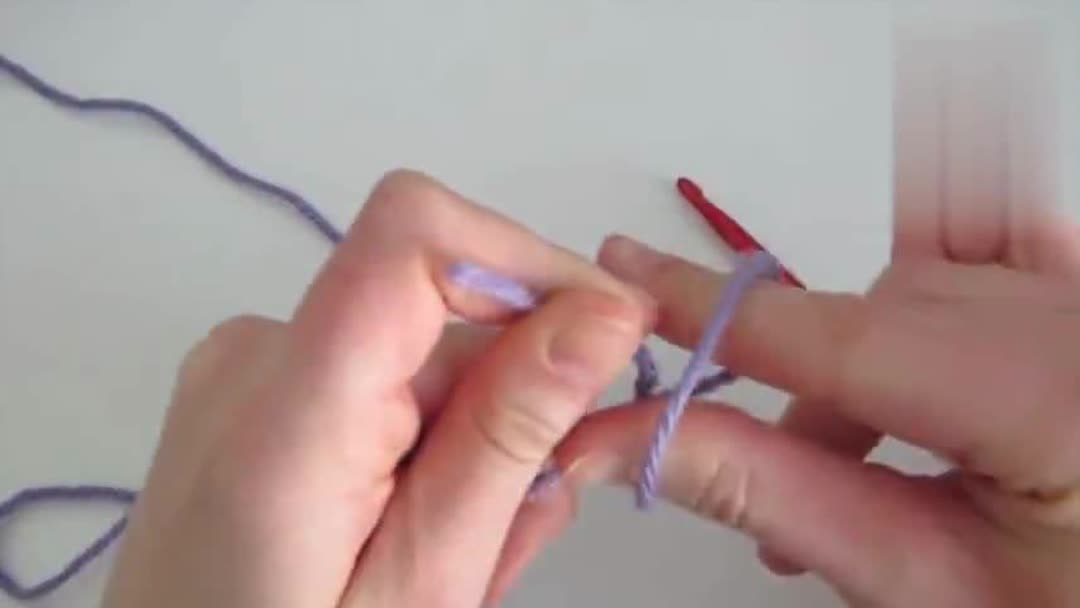 手工钩针编织教程围巾的起针与收针,步骤超详细