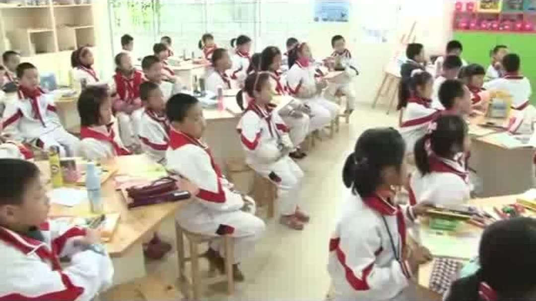 小学美术_人教2011课标版_第12课 精美的邮票1