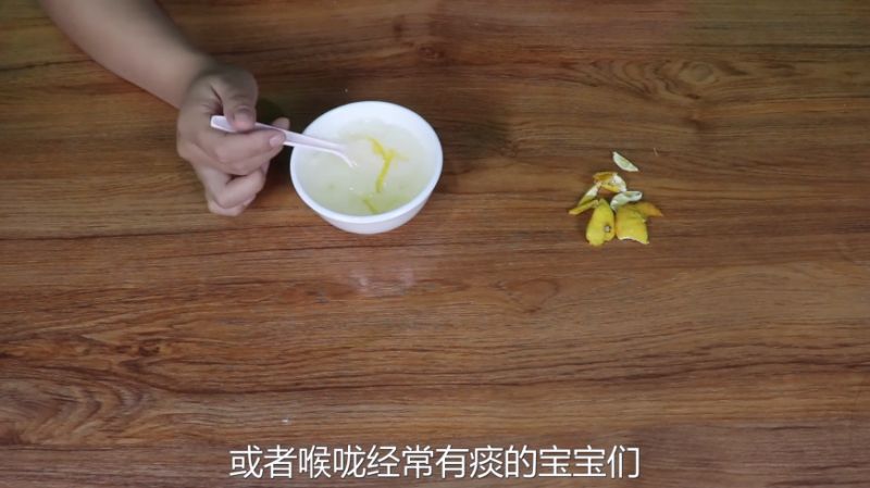 吃完的柠檬皮不要丢,它的这两个妙用,解决了家家户户的难题