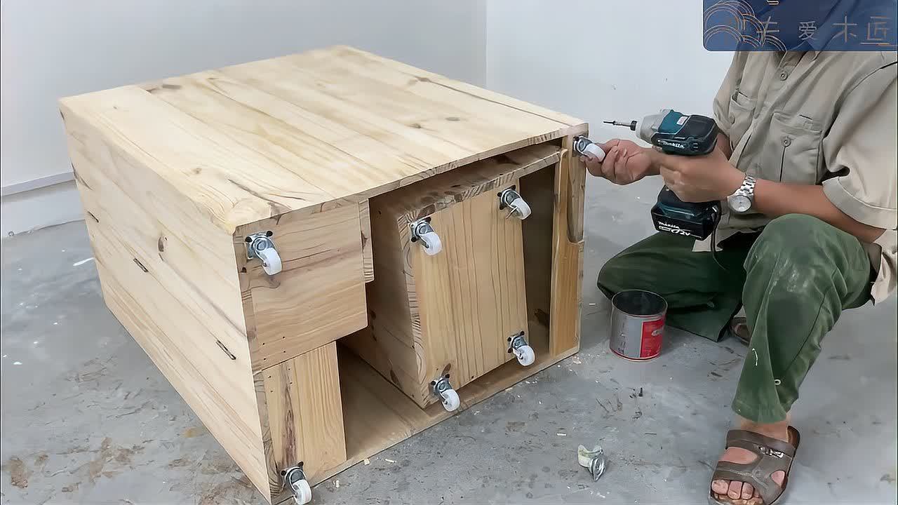 现在的家具功能越多价格越便宜呢?师傅高超的技术任领微博薪水