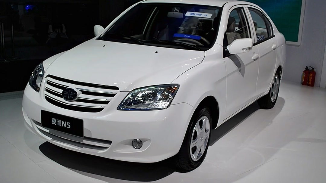 夏利低速行驶时有顿挫感是为什么?