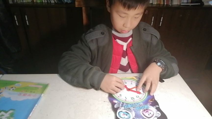 又来复习《认识钟表》啦