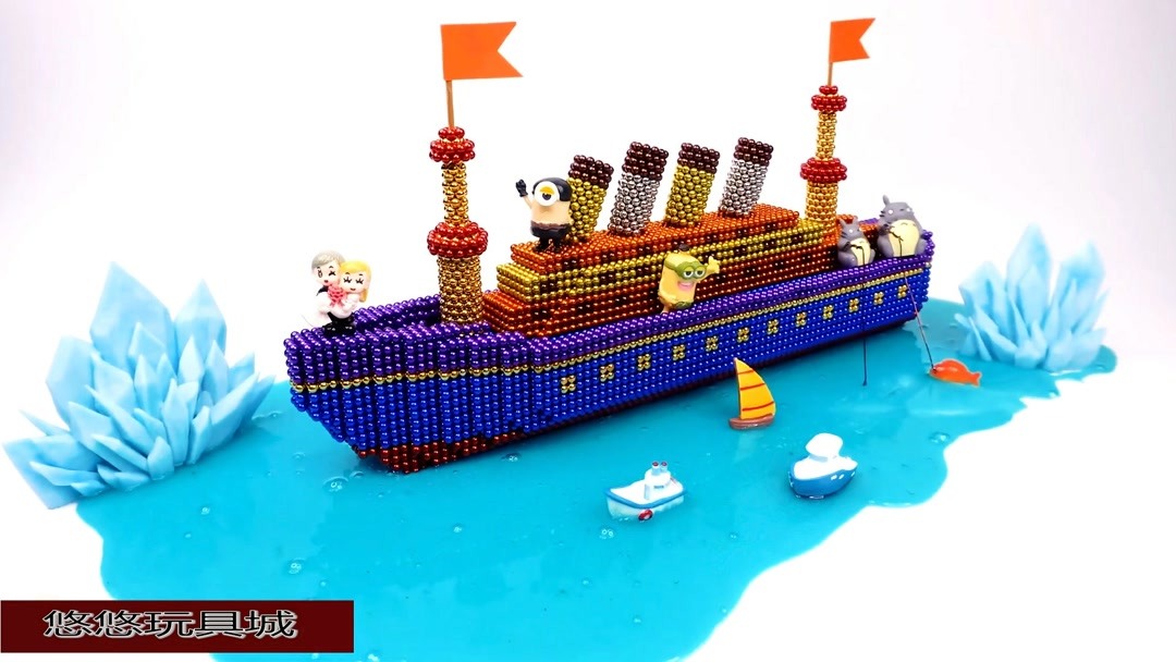 纯手工制作玩具船,用多彩磁珠水晶泥设计组装水上大轮船荷花小船