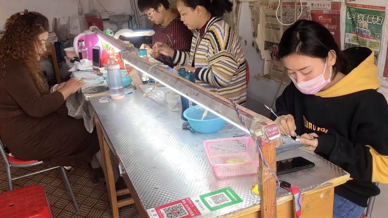 和田玉抛光,传统手工揉光