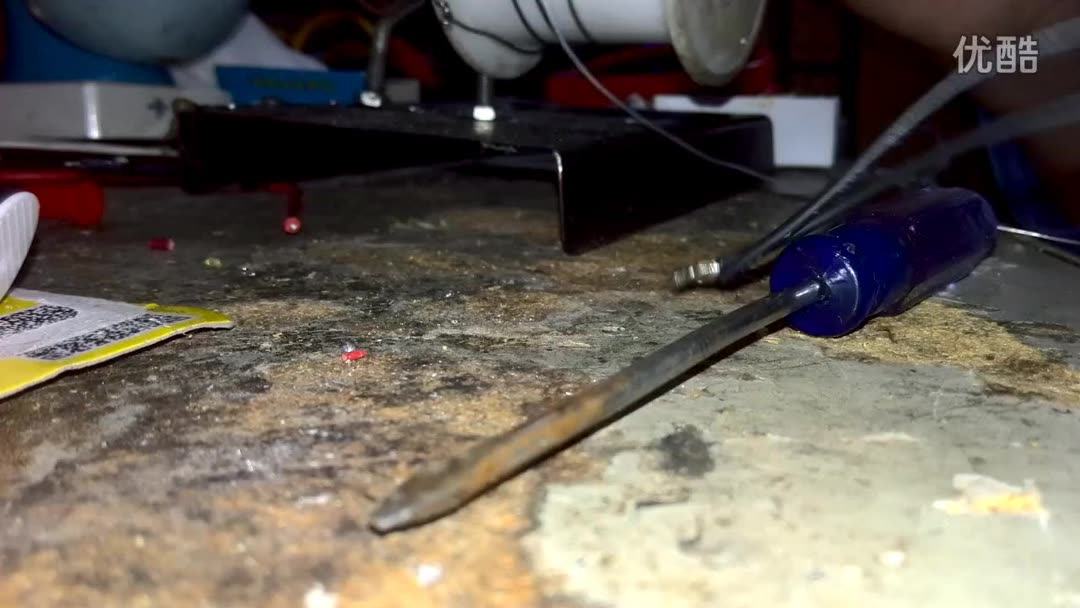 新手使用电烙铁教程