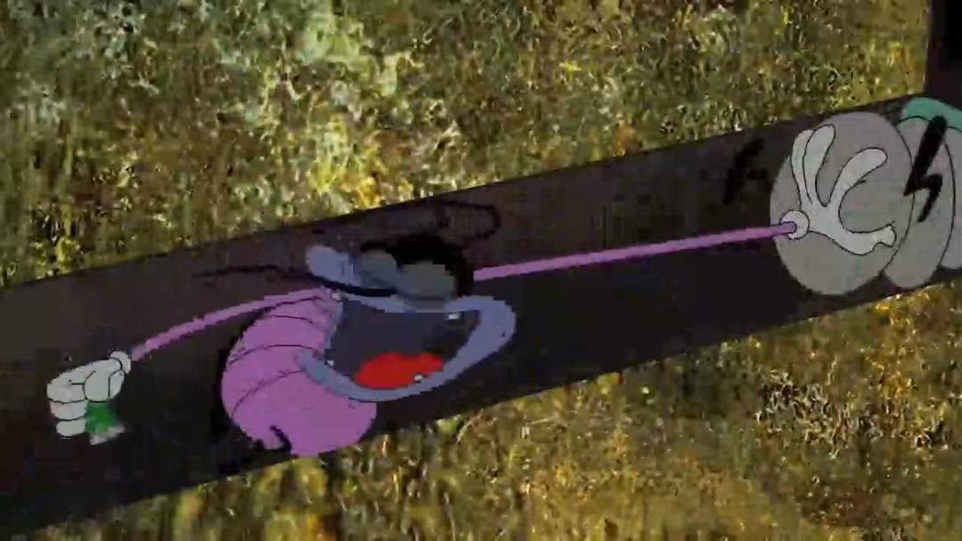 三只蟑螂:三只蟑螂拿电钻钻门,拿木头撞门