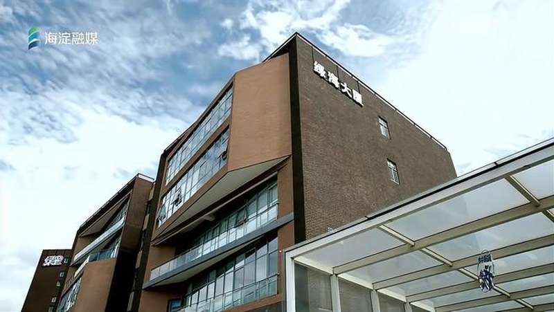 ...小产品背后的大科技】洗衣液、消毒液是每家每户常见的清洁用品。...