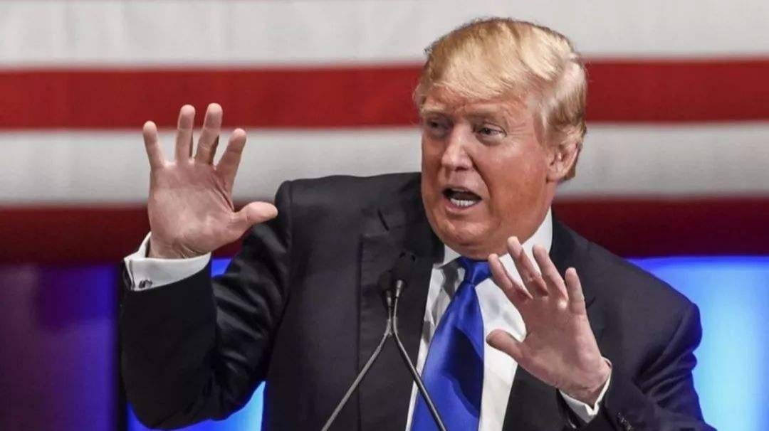 玩笑开大了!特朗普犯了一个大错误,14亿美元获得者全部不在了