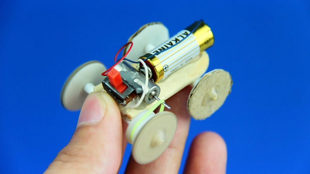 米趣实验室:在家制作电动玩具车,巨好玩!