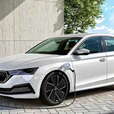 论尺寸论空间,斯柯达明锐在紧凑型车中算是大块头了。新一代明锐的...