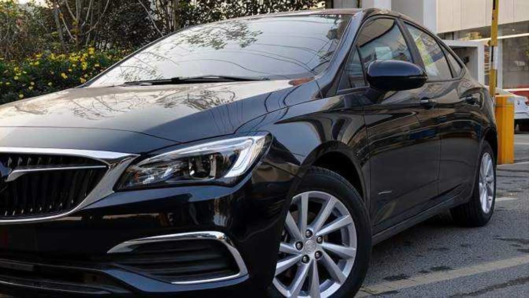 合资车"以价换量",从16万降至9.79万,入门配6AT,可惜没人要