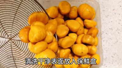 生板栗怎么去皮,怎么保留?简略一招,3秒去皮,放一年都不会坏