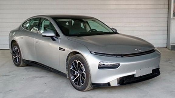 降2万元!小鹏P7新车型上市,续航缩短22%至480km,22.99万就能买