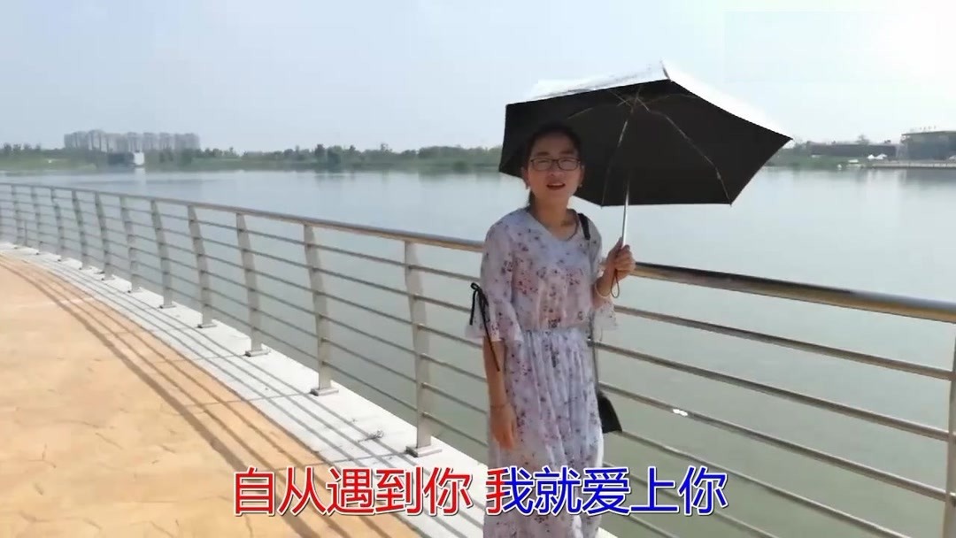 一首《心里梦里都是你》歌词句句入心,醉人的旋律,忍不住爱了!