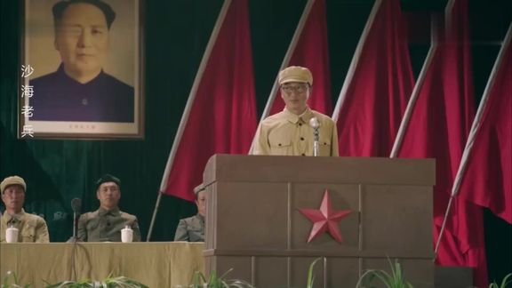 独臂小伙表彰大会发言,说的真精彩,为每个身残志坚的英雄致敬!