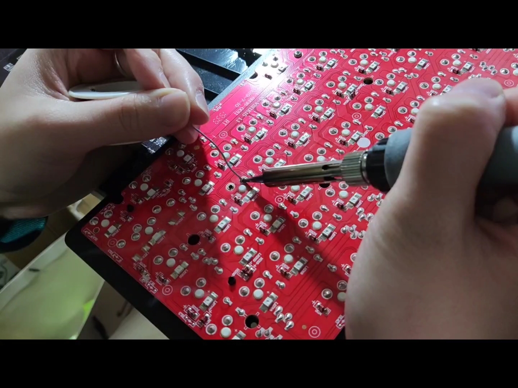 第一次接触焊笔,还挺好玩