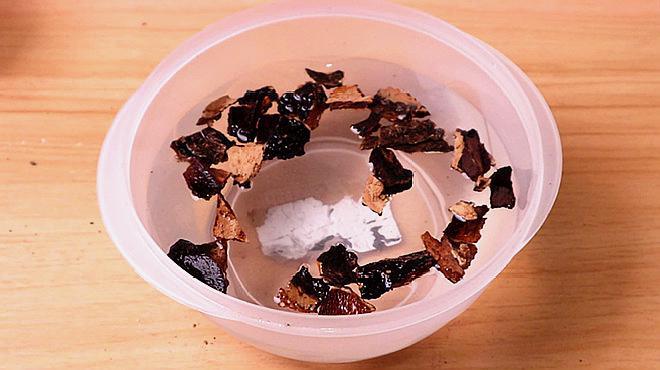 柳树皮剪碎后用水泡一泡,没想到作用这么大,早学早受益