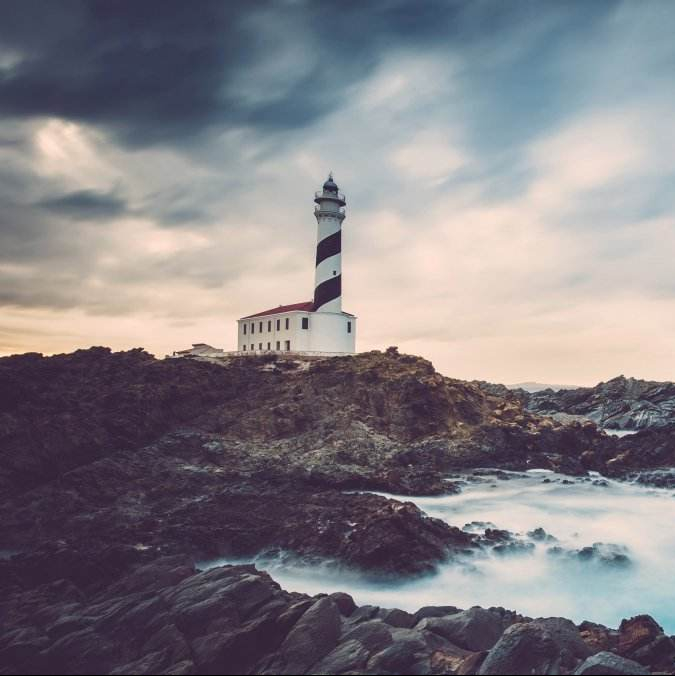 投入和他的影视 