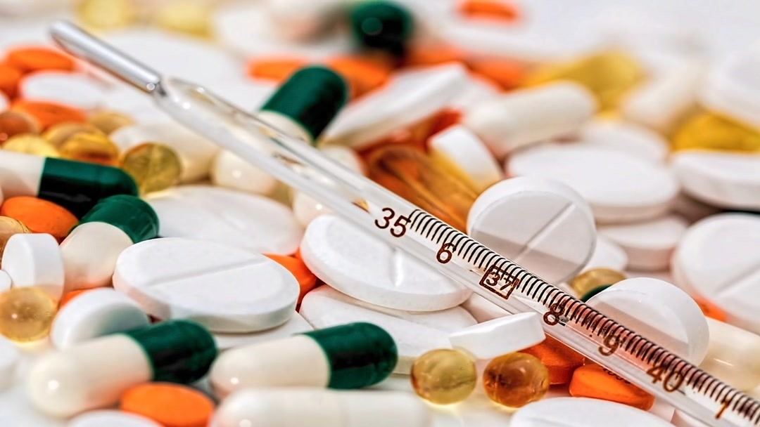 抗生素、抗菌药和消炎药,它们之间有什么区别呢?今天算长见识了