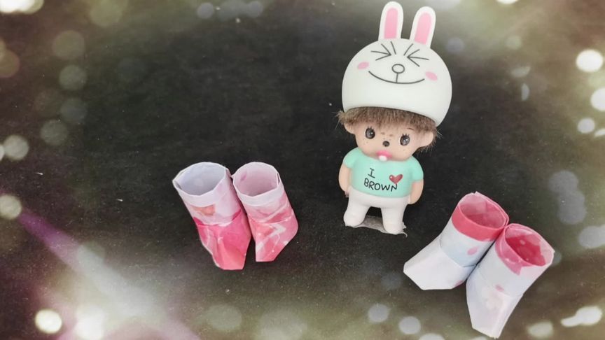 动画折纸:孩子为了一双鞋跟妈妈顶嘴,脾气暴的妈妈直接打一顿