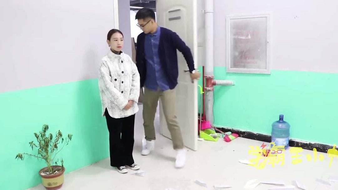 学霸王小九:哇,马三胖,你穿这个新校服还挺好看的呢!