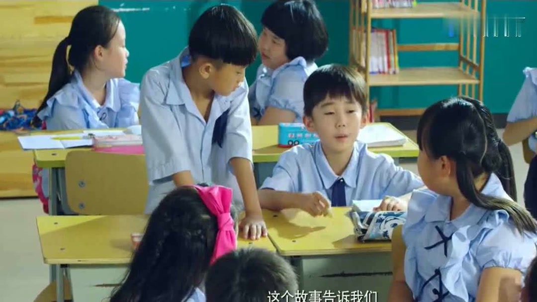 一群小学生讨论动画片,最后1个同学的发言,老师直接崩溃了