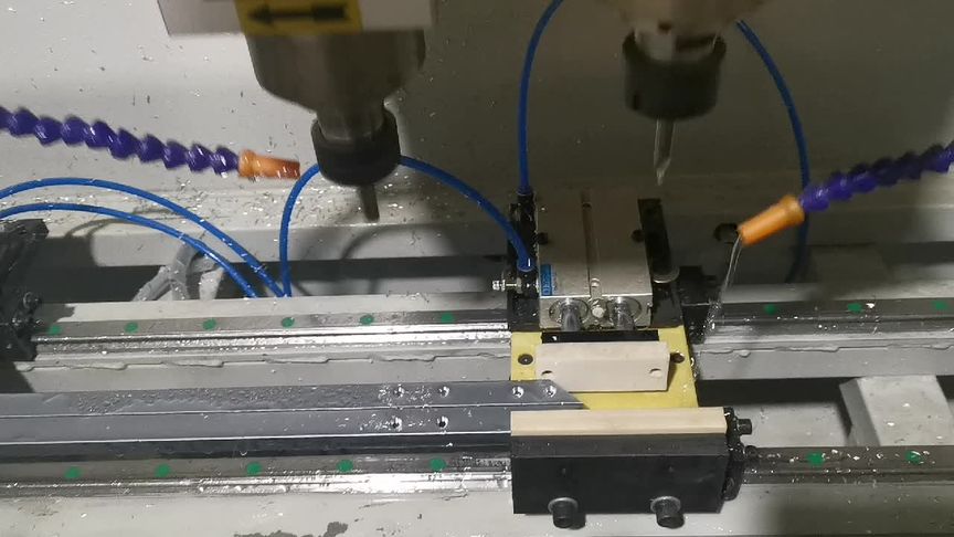 #极简门加工#自动化设备 #精密加工 #极简门#极窄门