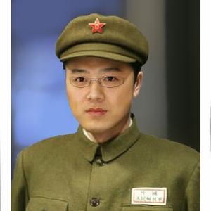 三八线上的板砖 