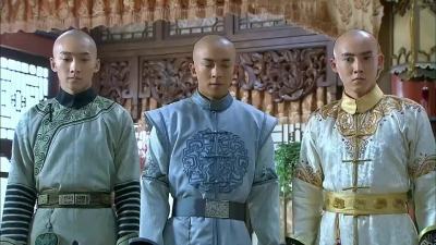 新还珠格格:皇后刁难紫薇,抬起头,容嬷嬷给我教训