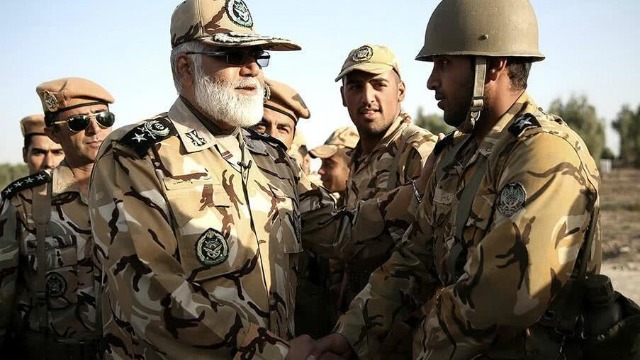 精锐部队遭到伏击,伊朗打响反击第一枪,联合国:请保持冷静