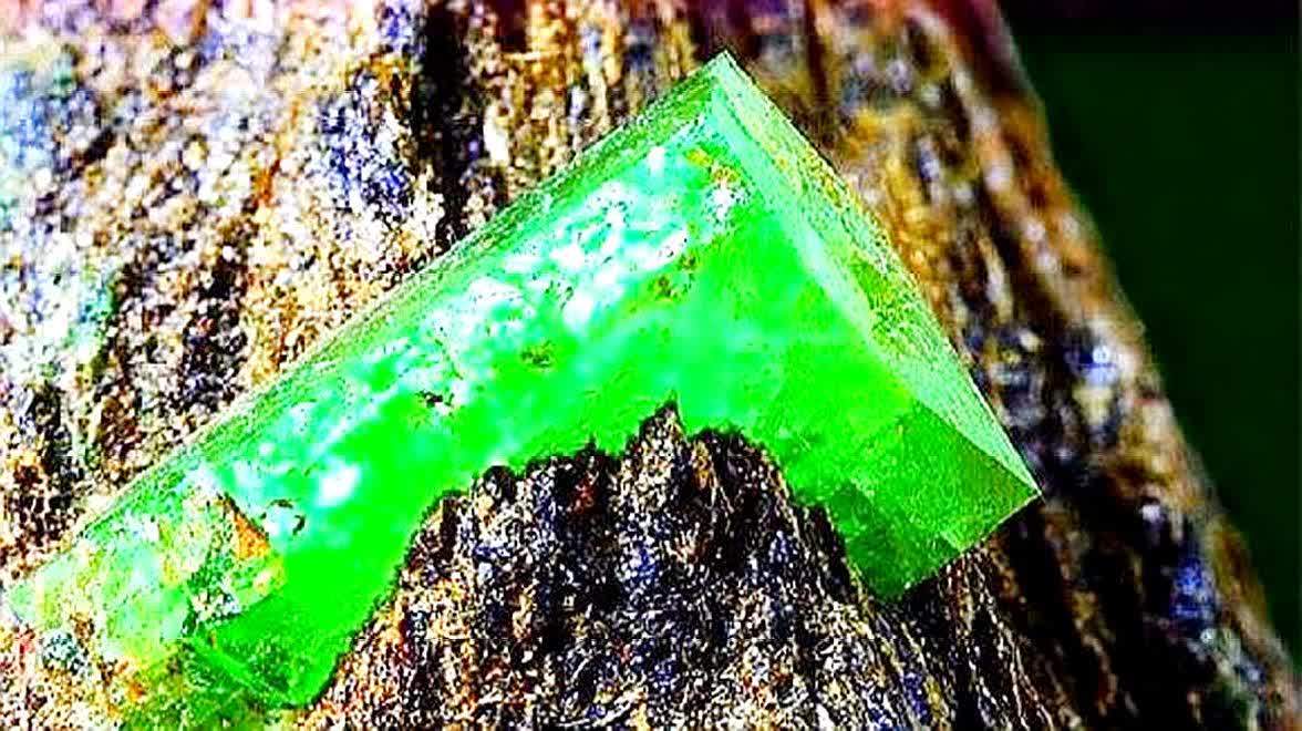 世界上最贵的河流,几乎全球的翡翠来自这,许多人来此一夜暴富