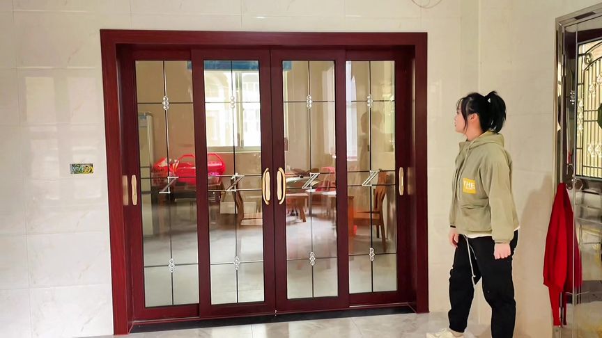 年底冲刺啦,今天装个#厨房推拉门 #门窗人 忙完这一阵就好了