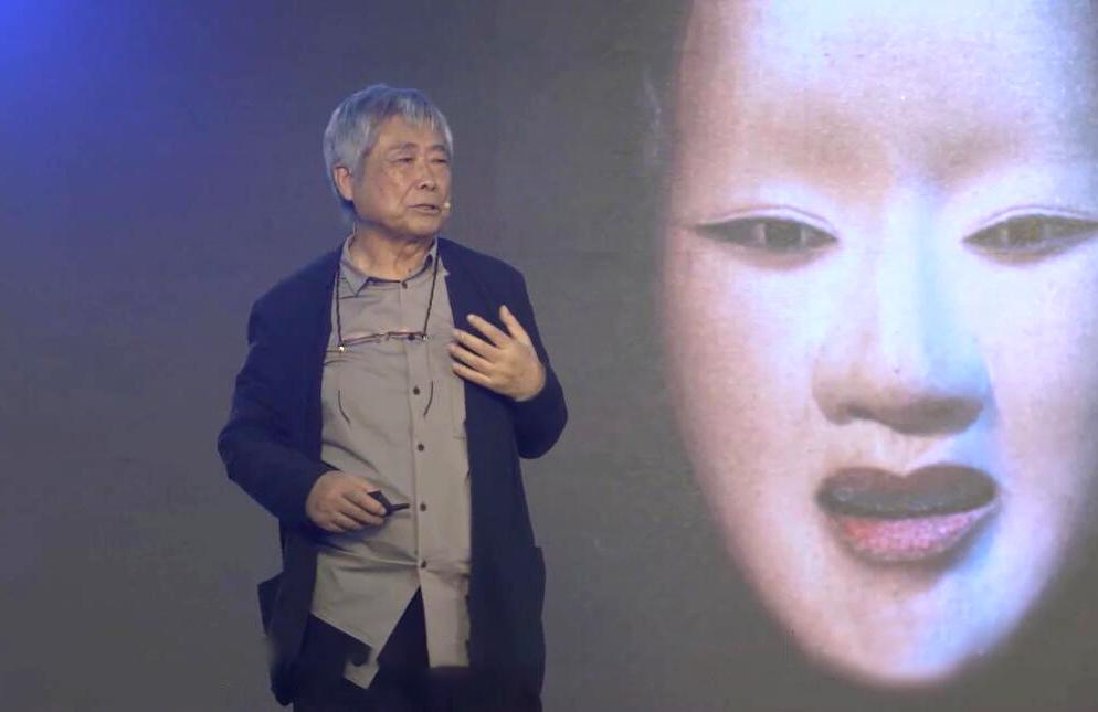 一刻 | 日本设计师在中国大夸日本文化,却获得了全场的掌声