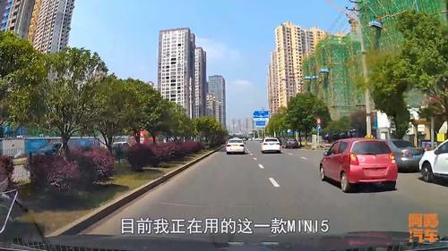 行车记录仪怎么选？我连续测试了两个月没断电，对它大致满意了