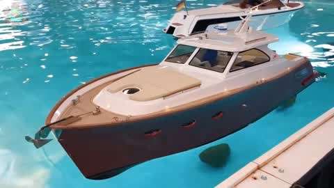 轮船游艇货运船模型玩具展示