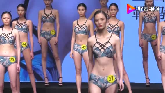 大学生模特大赛总决赛:美女们泳装上阵,这完美身材真让人羡慕!
