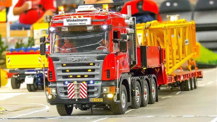 拖车模型玩具和雪车展示