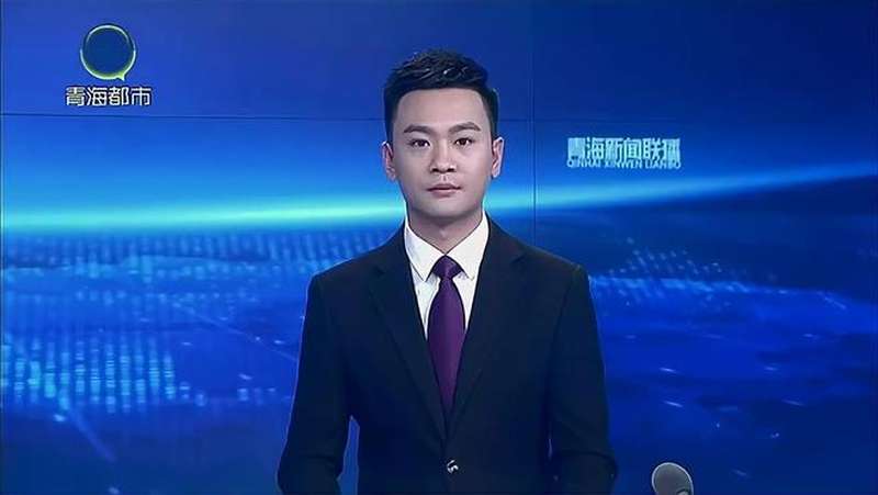 信长星主持召开省委常委会会议