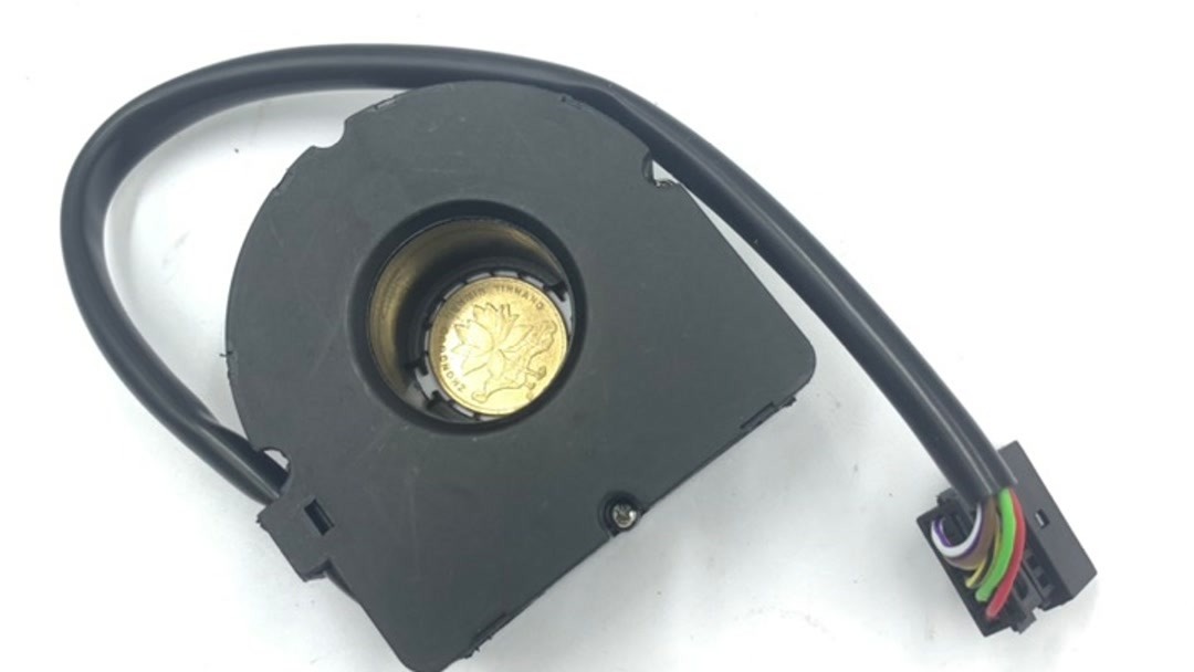 #宝马X5,#转角传感器 #卖汽配的海马