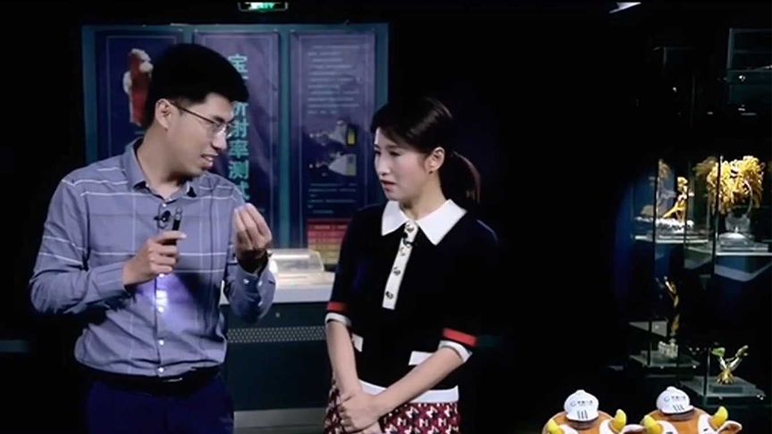 专家讲解鉴别翡翠小妙招,市场很难辨真假,购买玉石要慎重