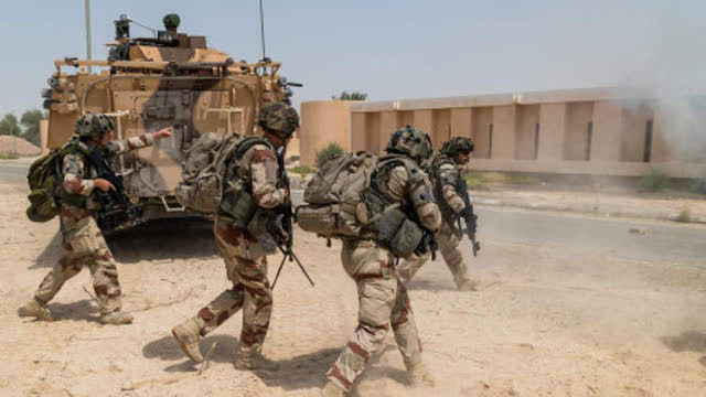 美军的信息化战争也有误差吗?自家的导弹打自己家战机是咋回事?