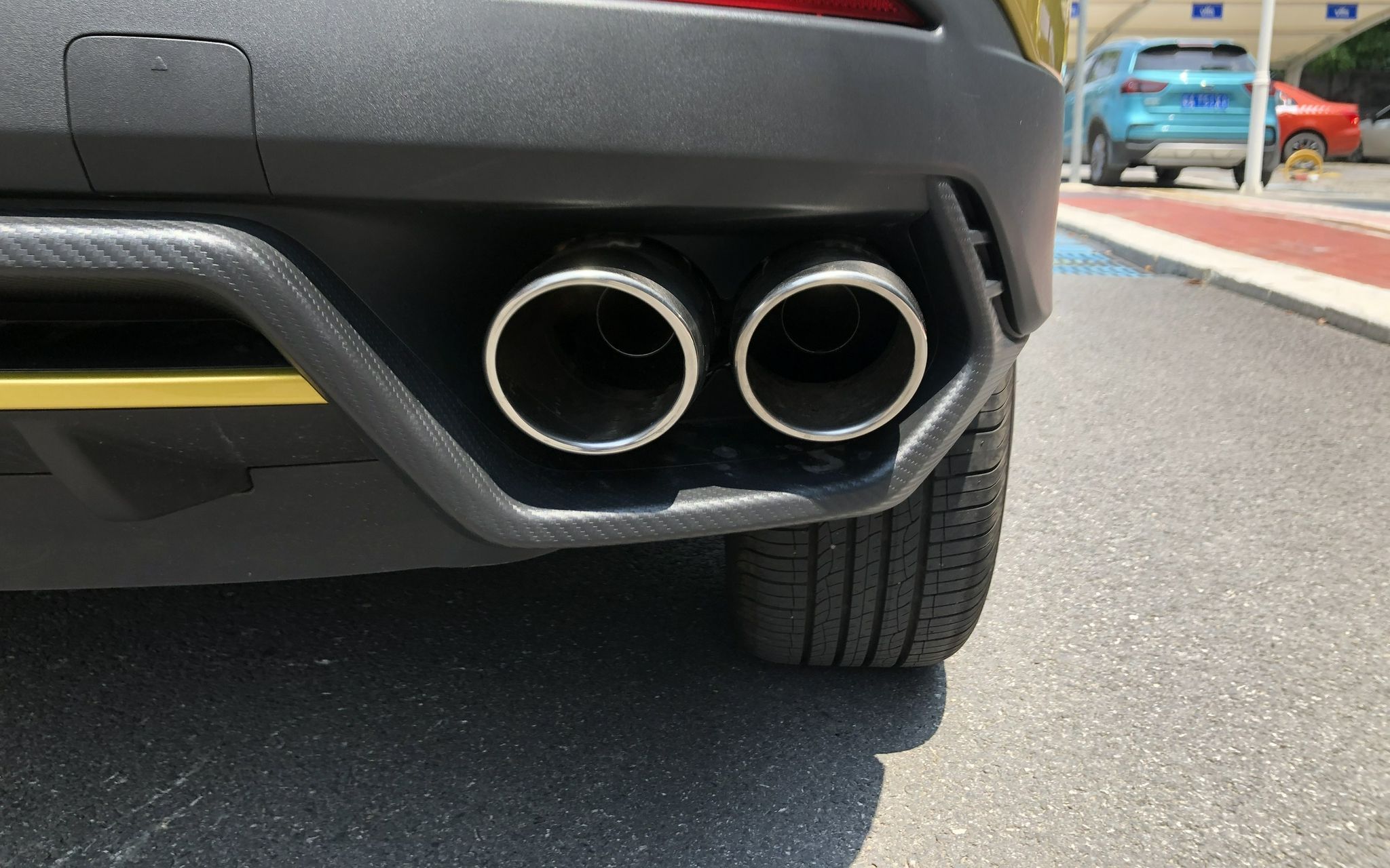 新车排气管哒哒响?100%是这个问题